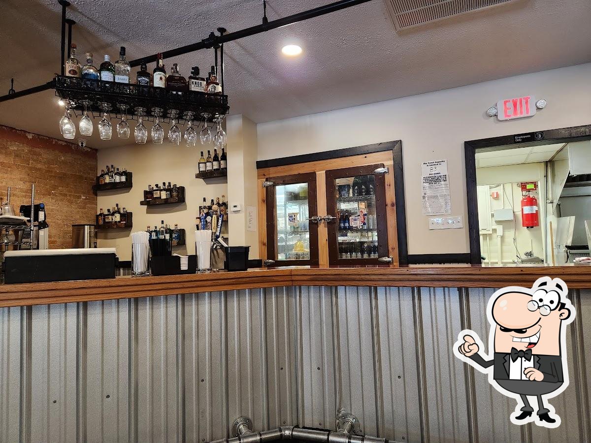 Arms & Embers Grill, Grand Ledge - Restaurant menu, prices and reviews