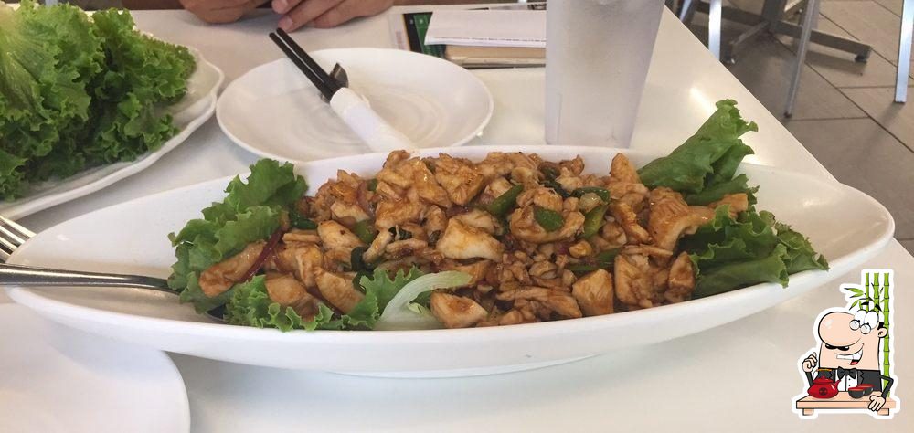 Joy Yee, 1335 S Halsted St in Chicago - Restaurant menu and reviews