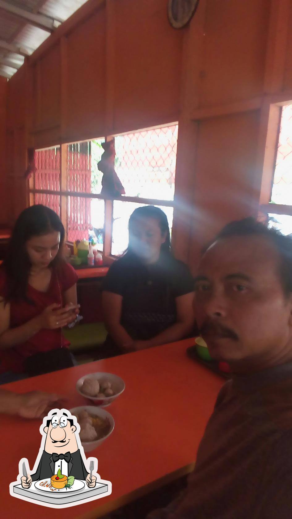 Restaurante Bakso Granat Regency Cab. Kutabumi, Kuta Jaya - Opiniones ...
