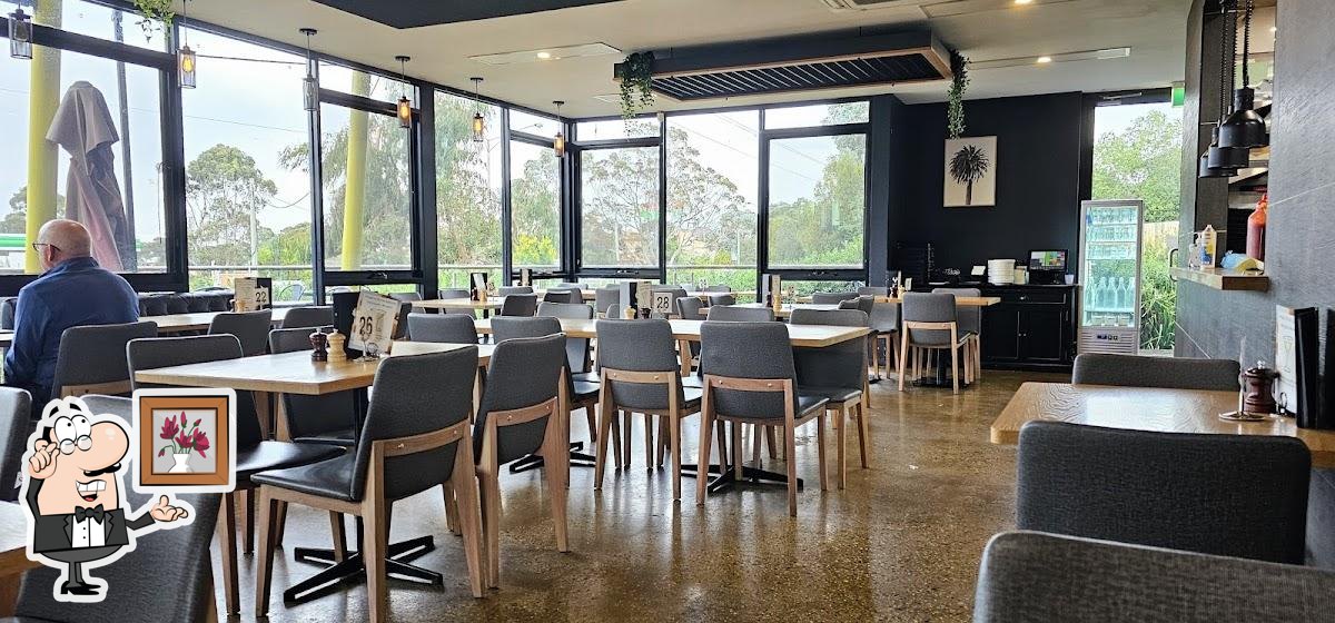 Phoenix and Co, Plenty - Restaurant menu, prices and reviews