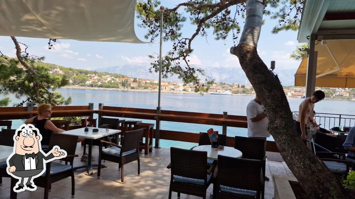 Kartolina - Lounge Food Bar, Selca - Restaurant reviews