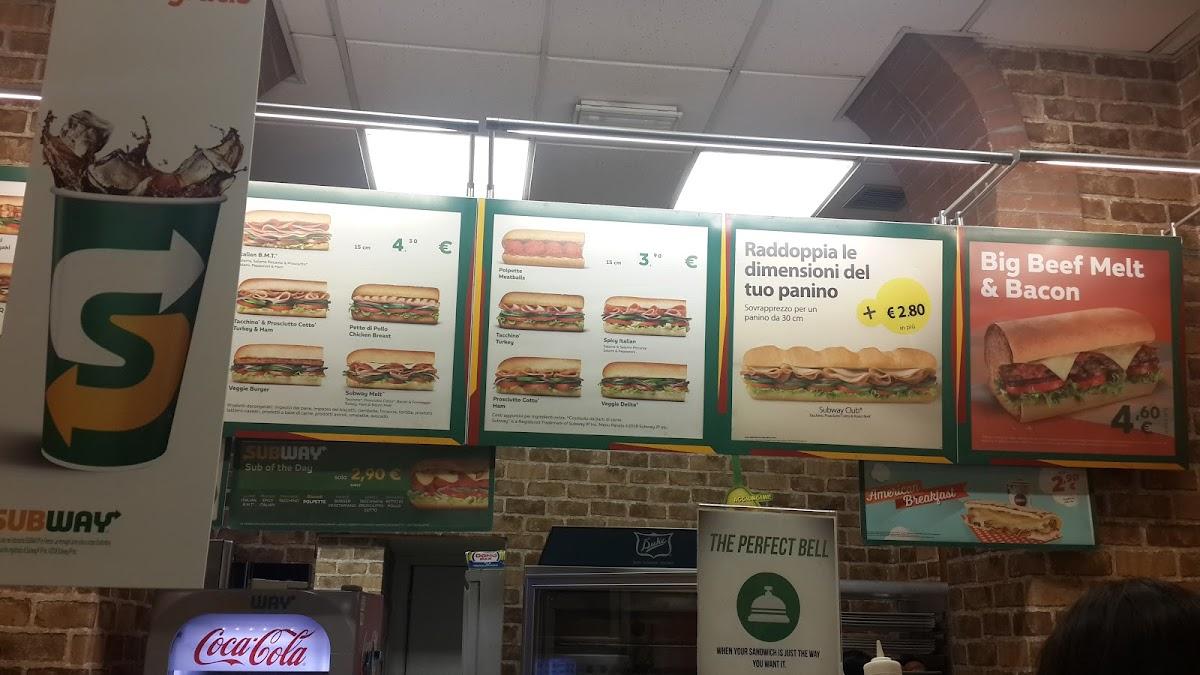 Menu da Subway fast food, Firenze, Via Camillo Cavour