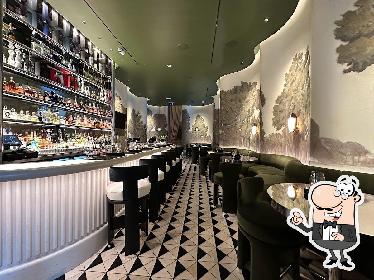 Daphne, Toronto, Queen - Restaurant menu, prices and reviews