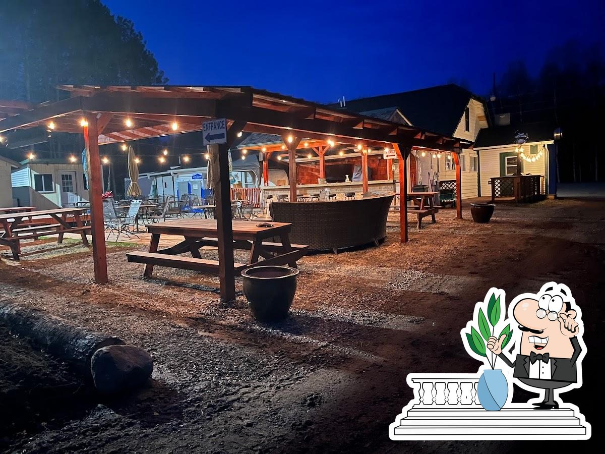 H2H Public House & Resort in Rhinelander - Restaurant menu and reviews