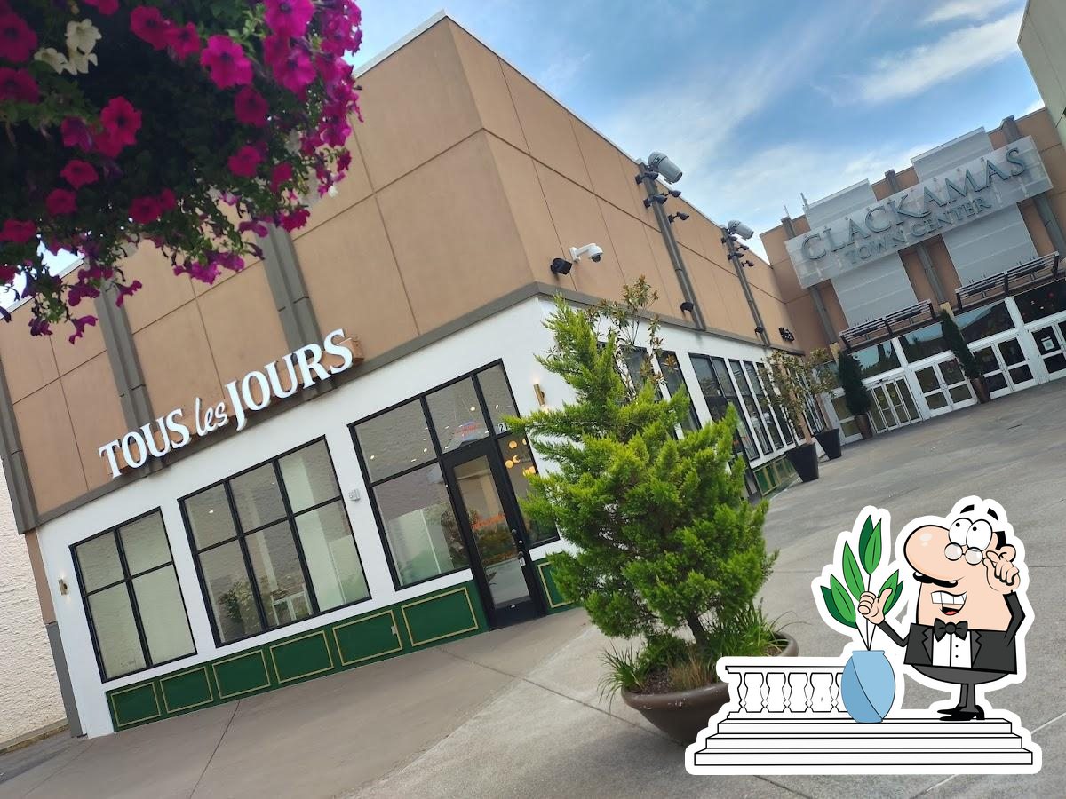 Clackamas Town Center Restaurants