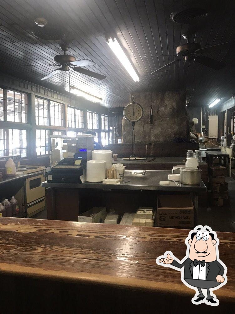 Fresh Air Barbecue, Jackson - Restaurant menu, prices and reviews