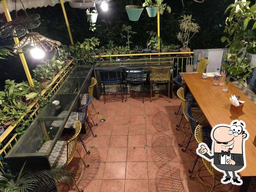 The Potbelly Rooftop Cafe, New Delhi, Top Floor - Restaurant reviews