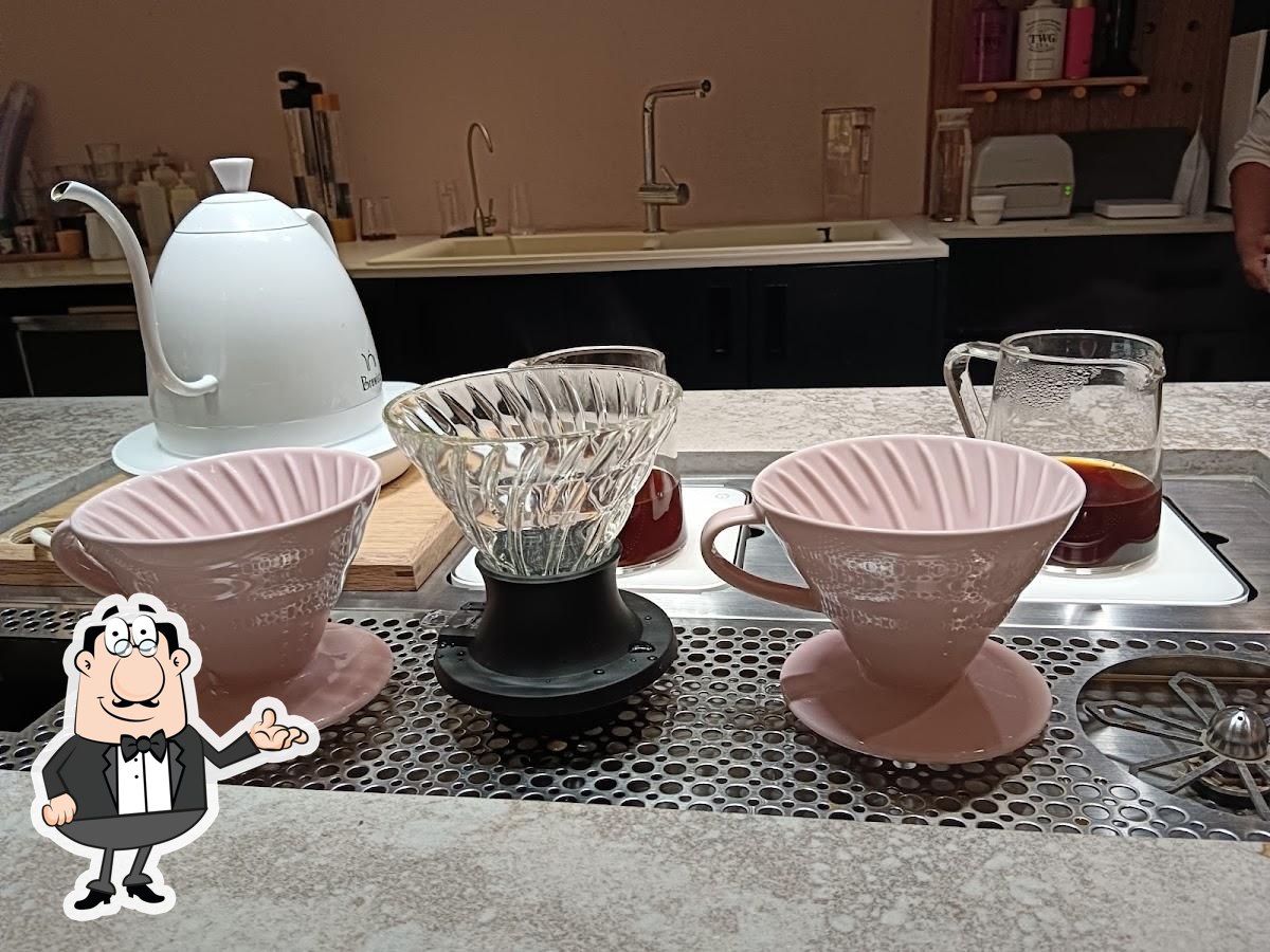 Deuces Coffee, Makati, Ayala - Restaurant menu, prices and reviews