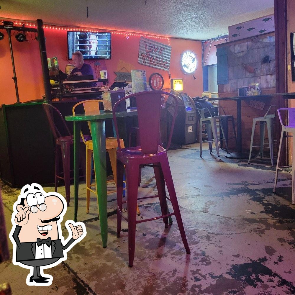 Buzz's Roost at the Beach in Carolina Beach - Restaurant menu and reviews
