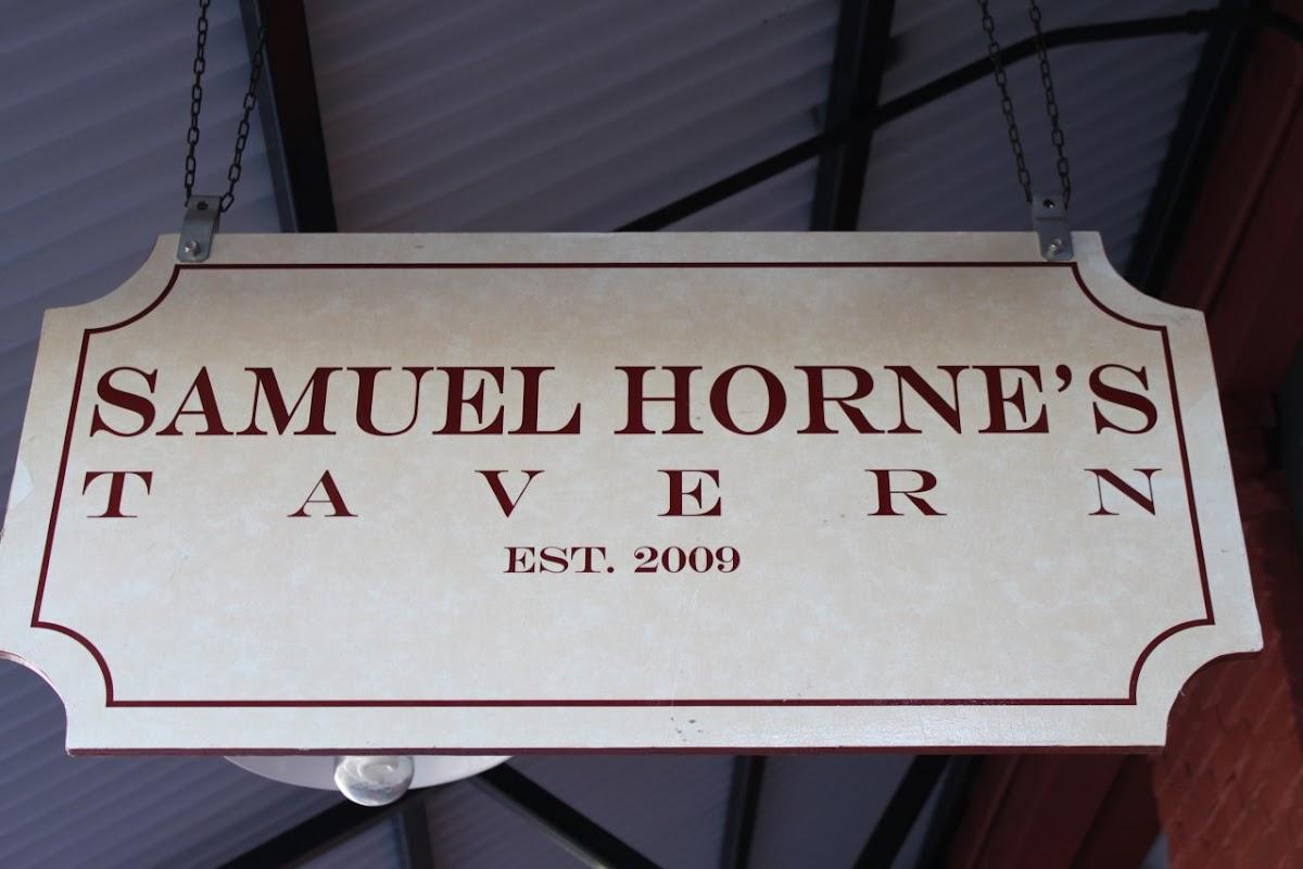 Samuel Horne's Tavern in Folsom - Restaurant menu and reviews