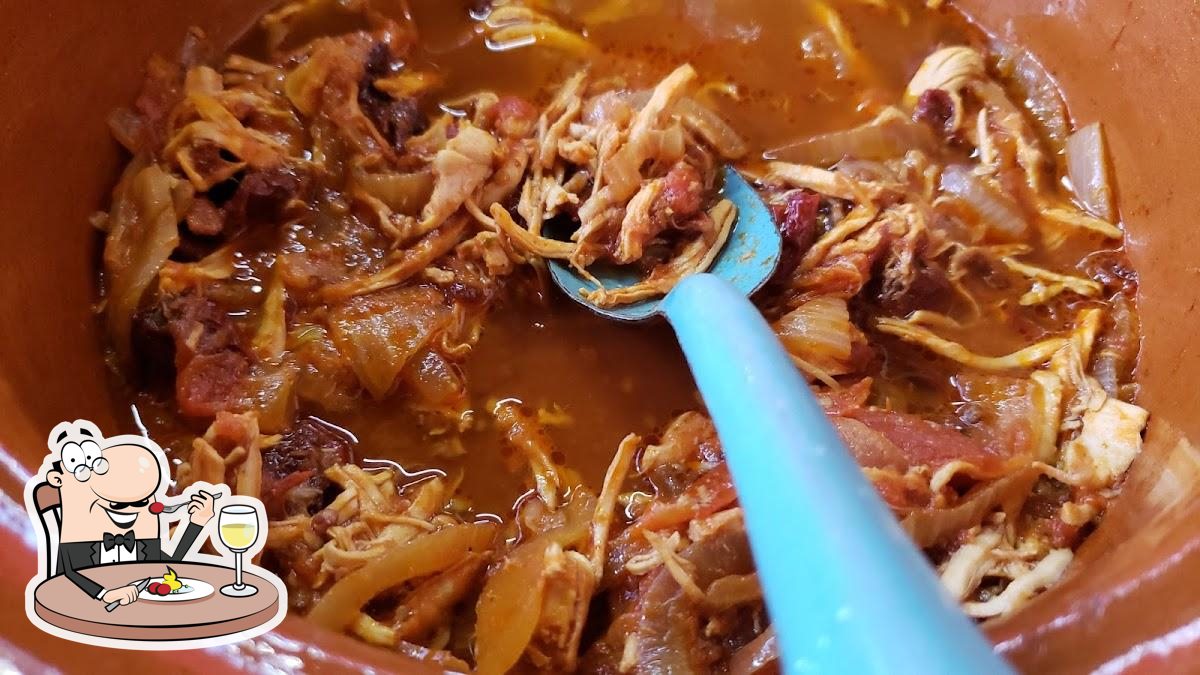Restaurante Tacos del guisado pancita ,pozole ,caldo del gallina Mary ...