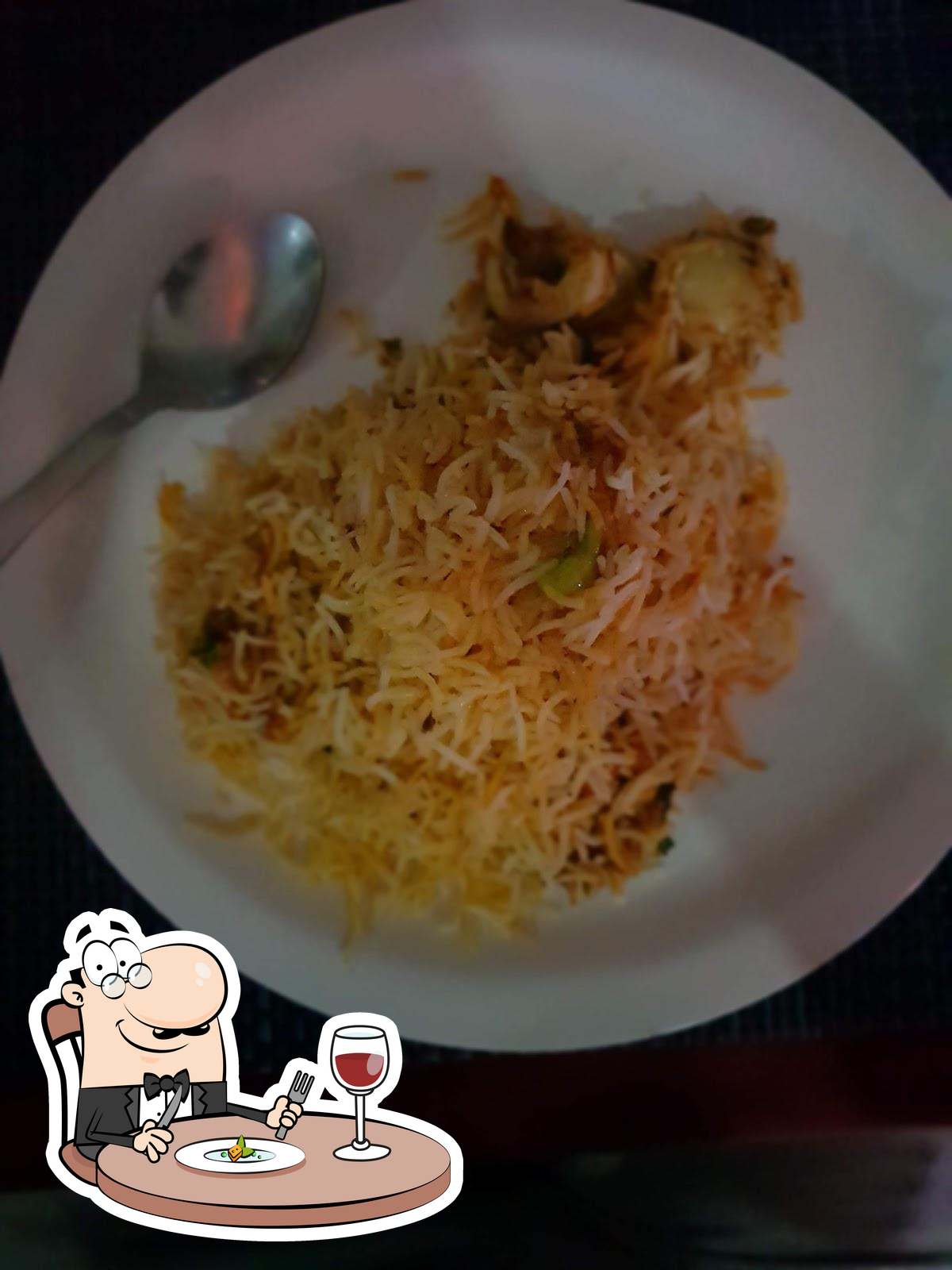 Sri Chitturi Heritage Roopali Veg, Tanuku - Restaurant reviews