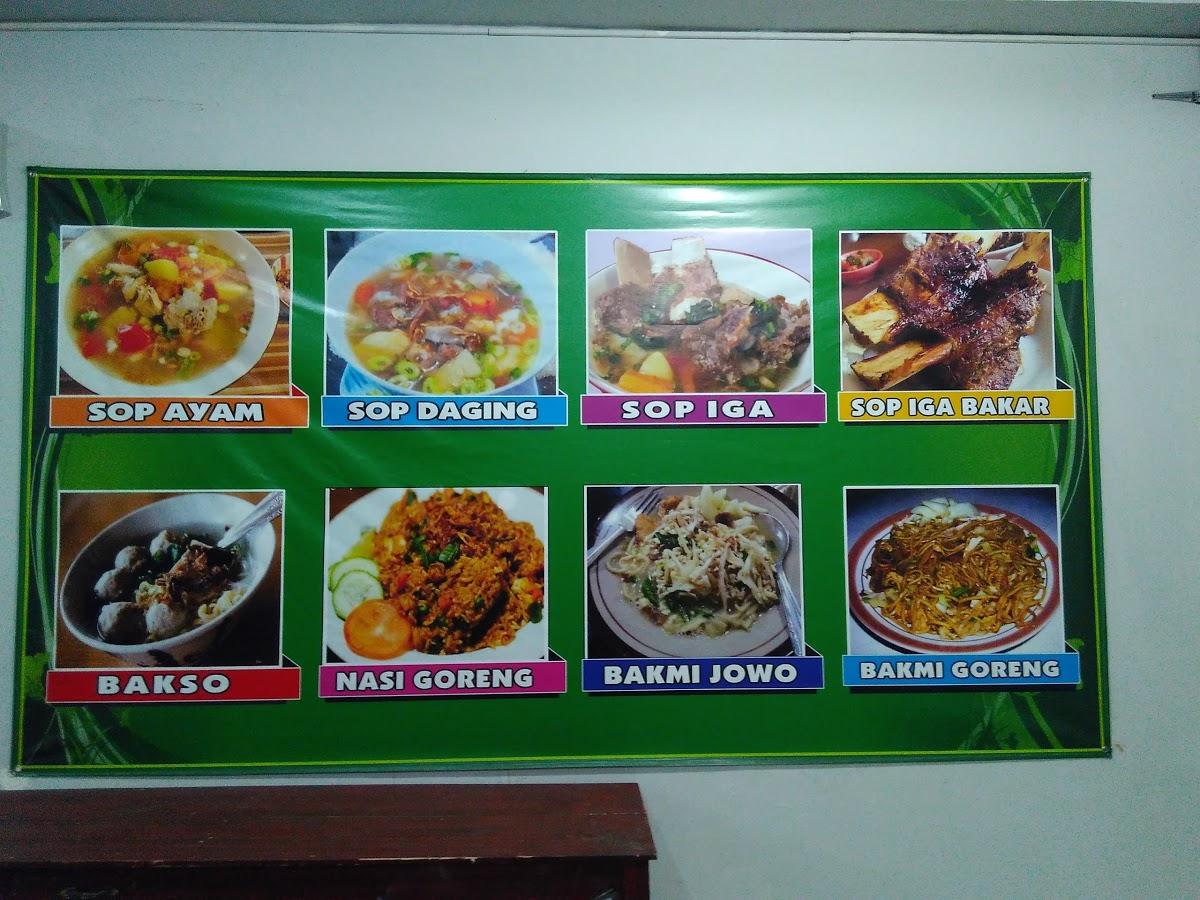 Menu at Sop Iga Dan Sop Ayam Bu Ragil, Tamanmartani