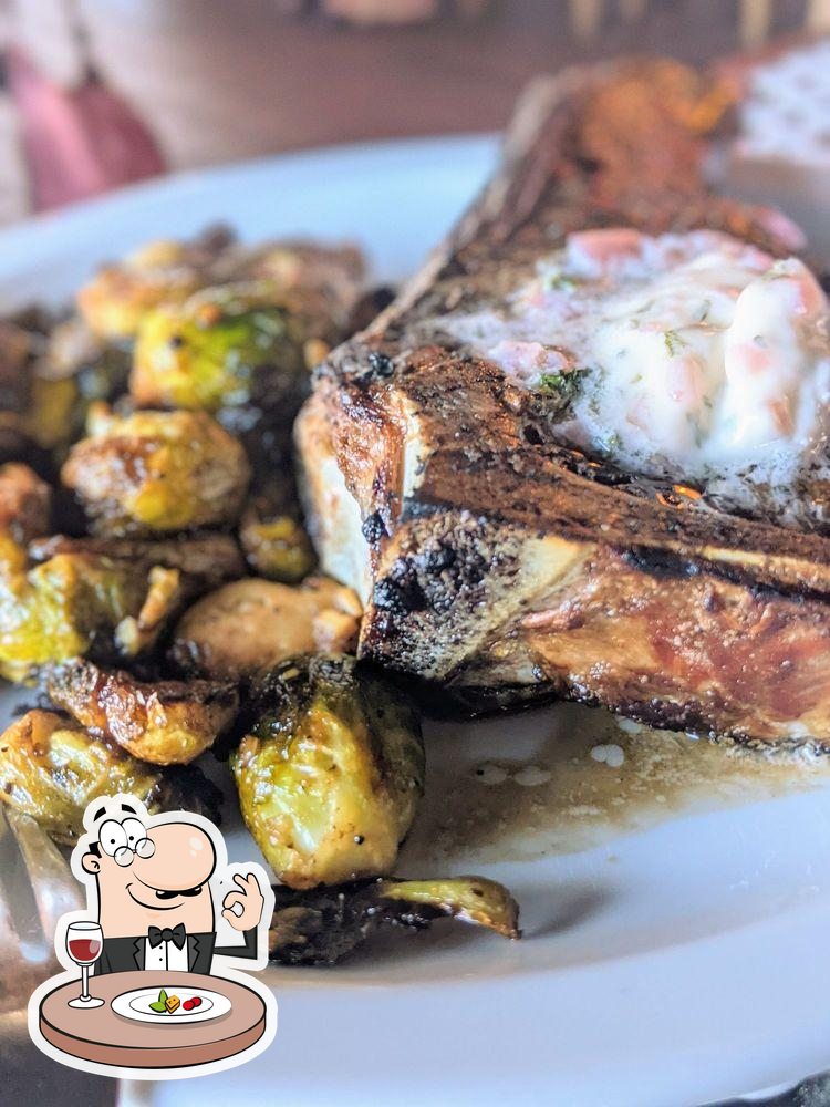 Landers Liquor Bar in Costa Mesa - Restaurant menu and reviews