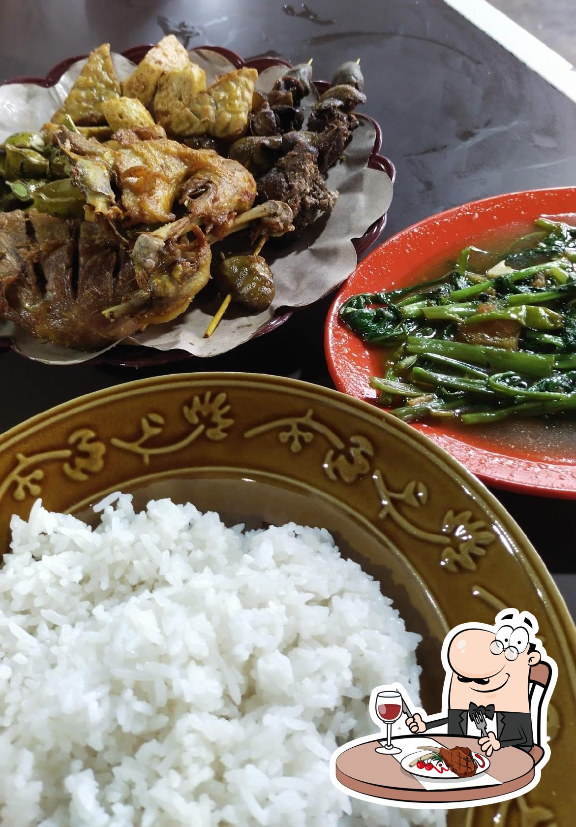 Lele Bebek Ayam Mas Budiman, Mega Legenda, Batam - Restaurant menu ...