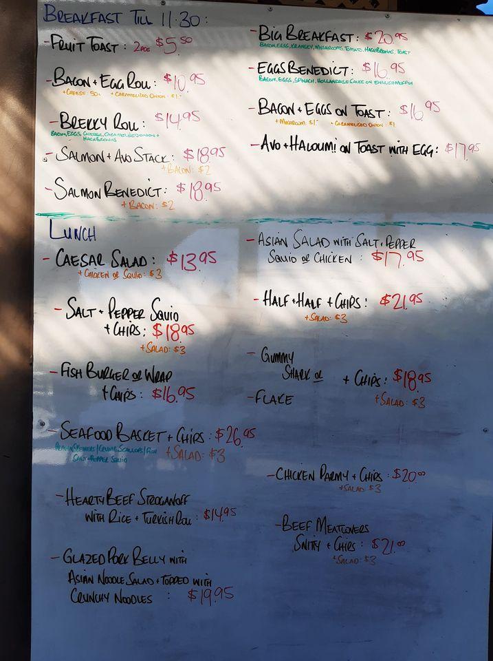 Menu at Sumthin' Tastee cafe, Whyalla Playford, Broadbent Terrace