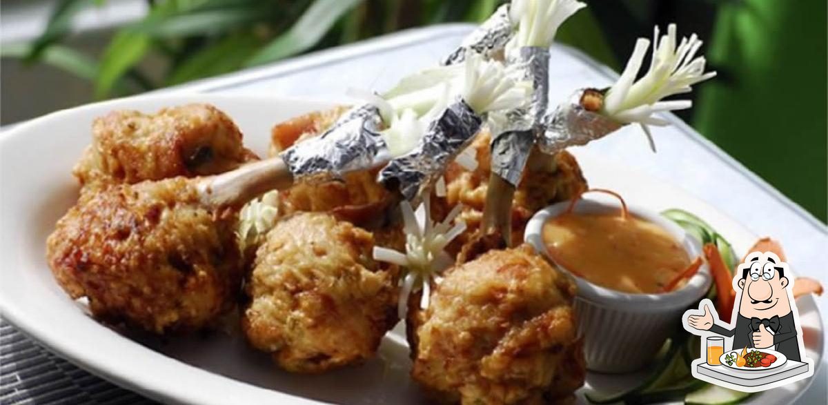 Chang Pai Halal Thai and Chinese, 166-12 Hillside Avenue in New York ...