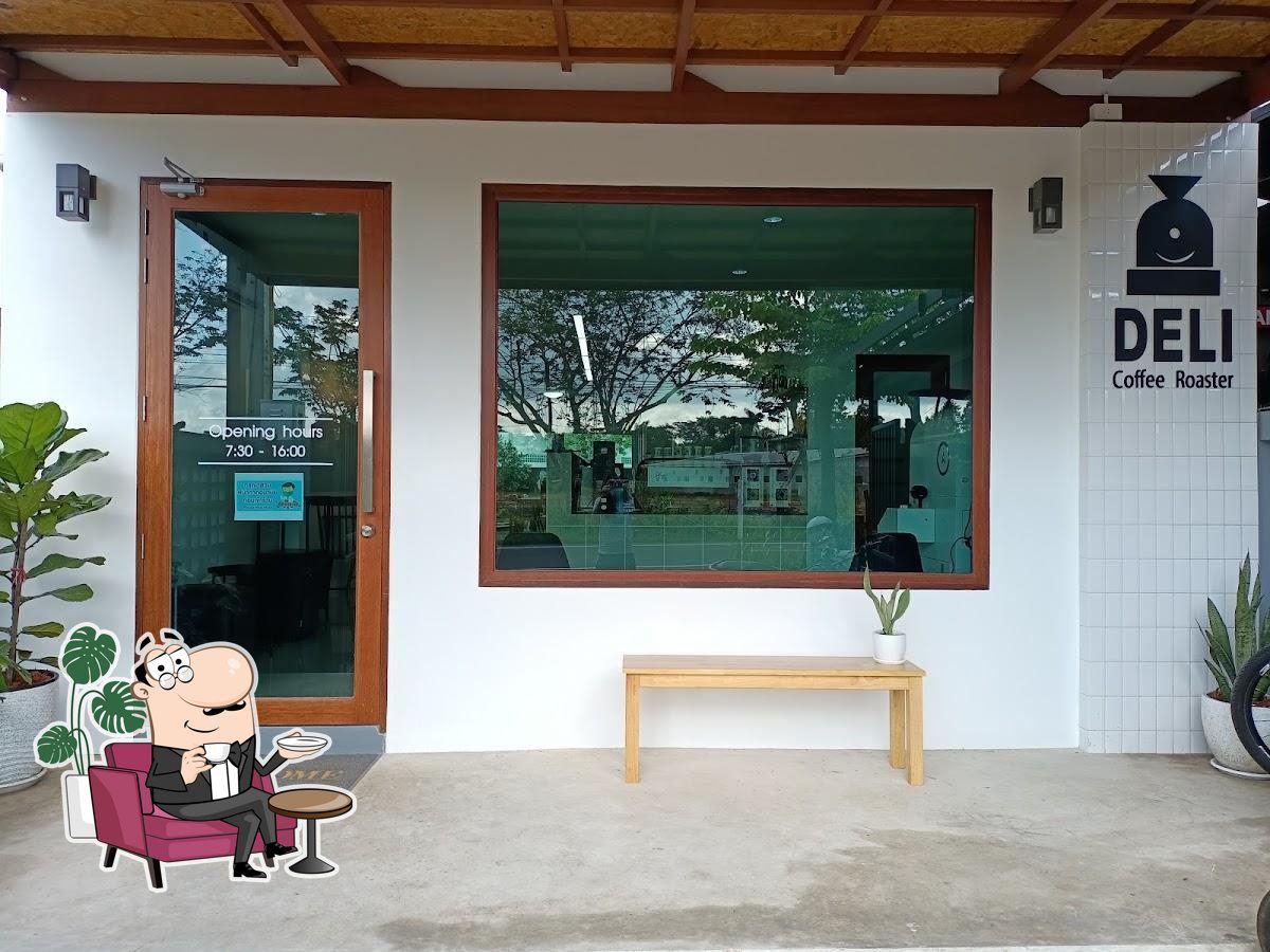 Deli Coffee Roaster, Bang Phra - Opiniones del restaurante