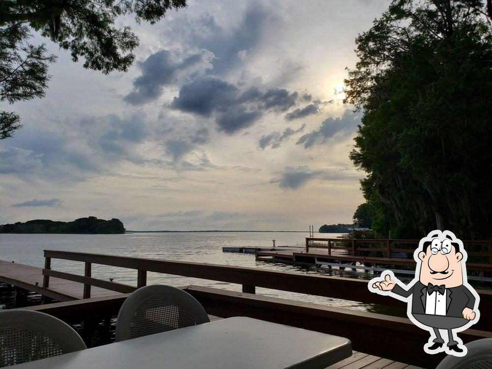 Lake Harris Hideaway, Tavares - Restaurant menu, prices and reviews