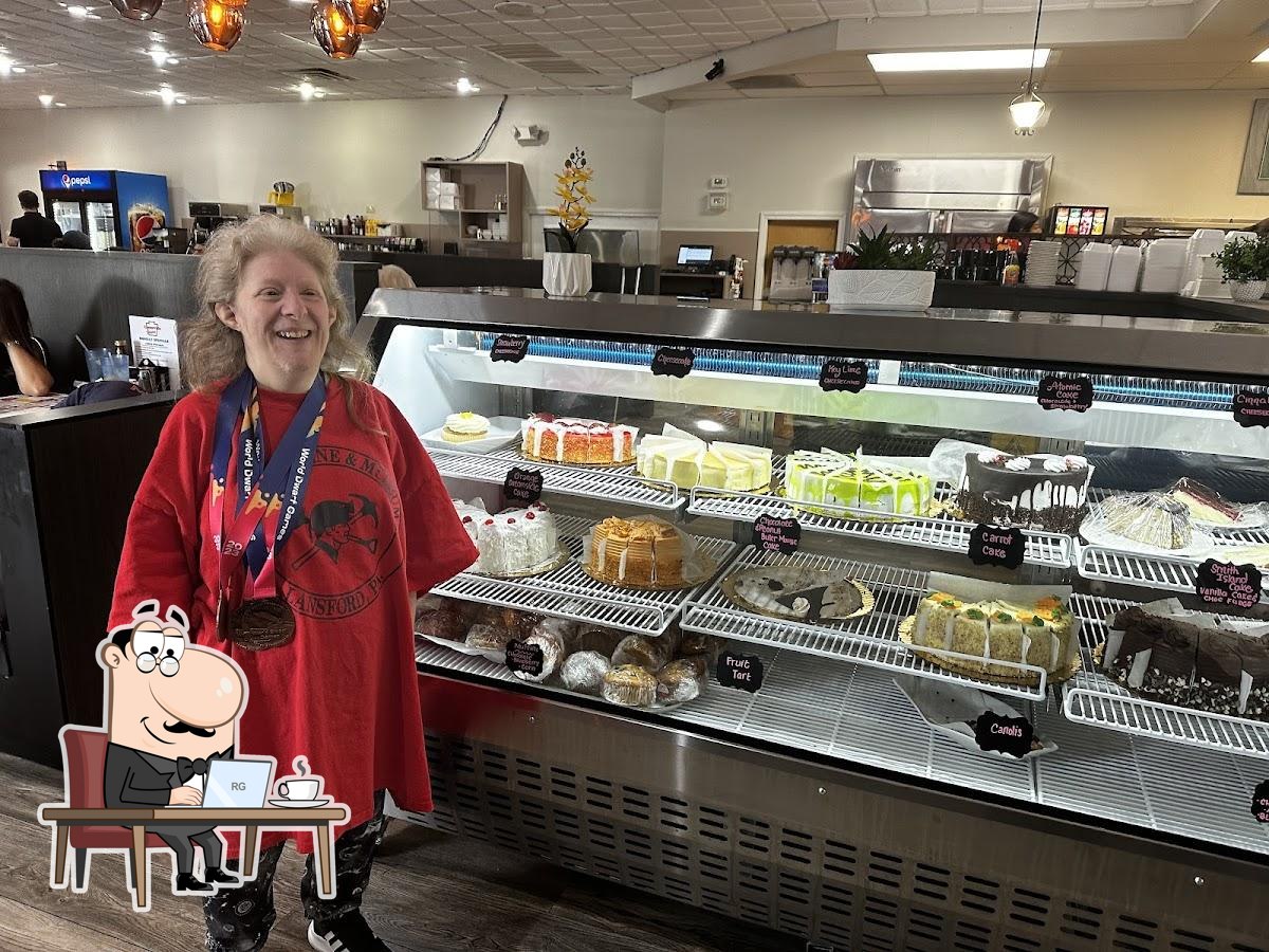 Centerville Diner 2, Mount Joy - Restaurant menu, prices and reviews