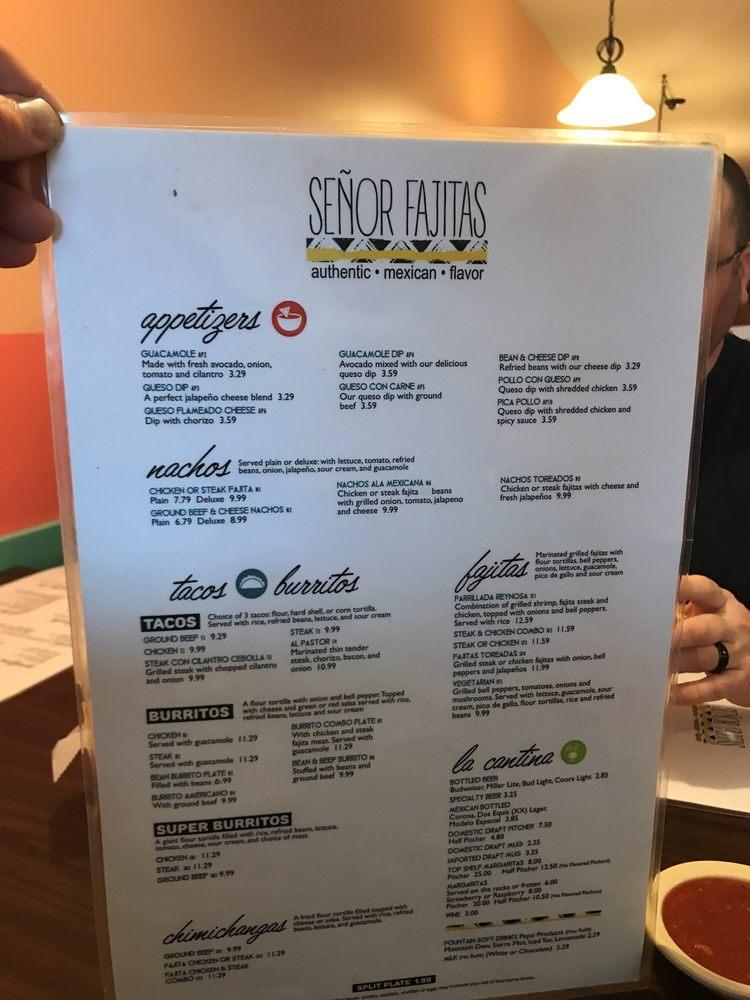 Menu at Señor Fajitas restaurant, Columbia City