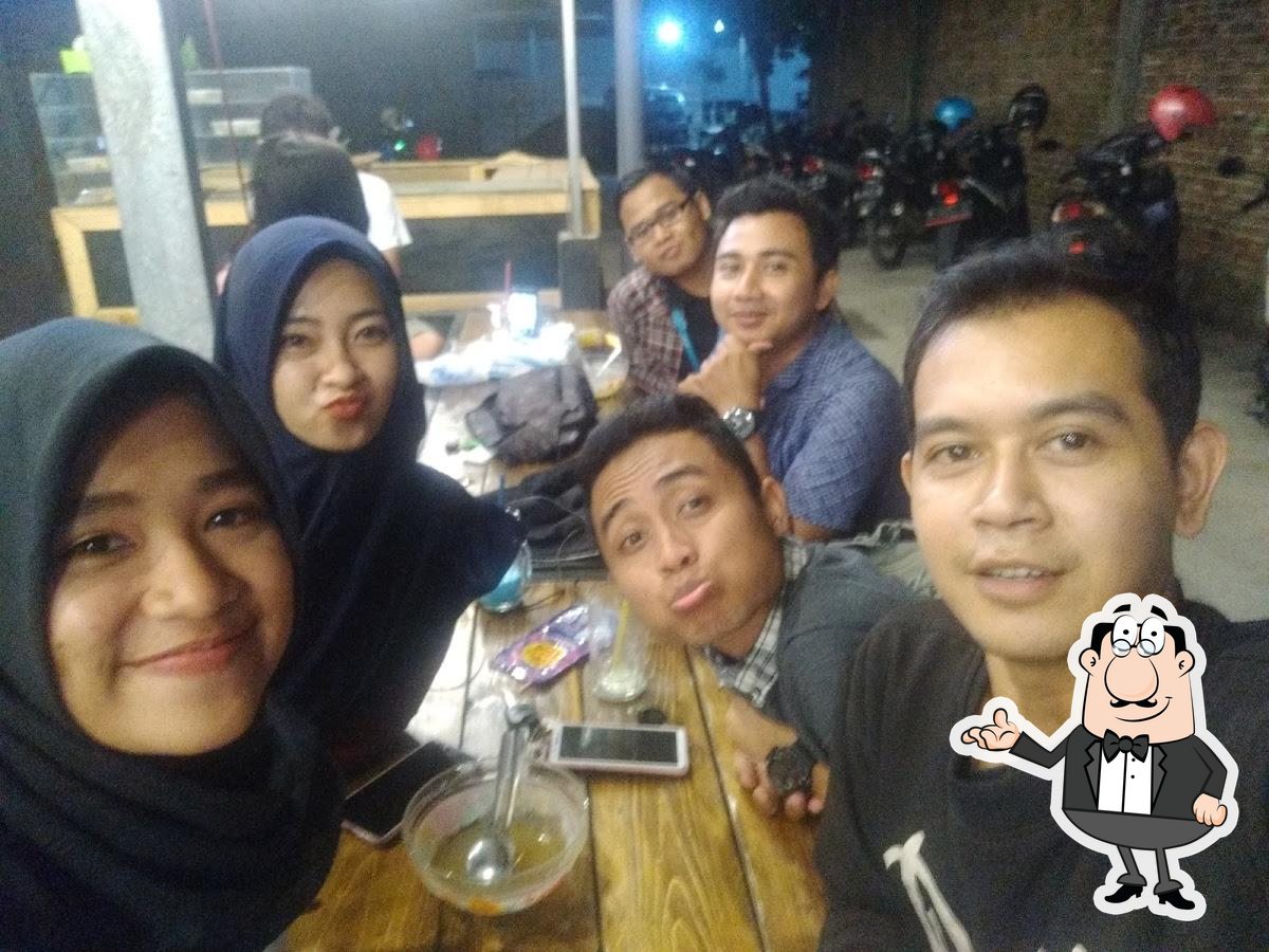 Warung Kopi Sedati Gede cafe, Betro - Restaurant reviews