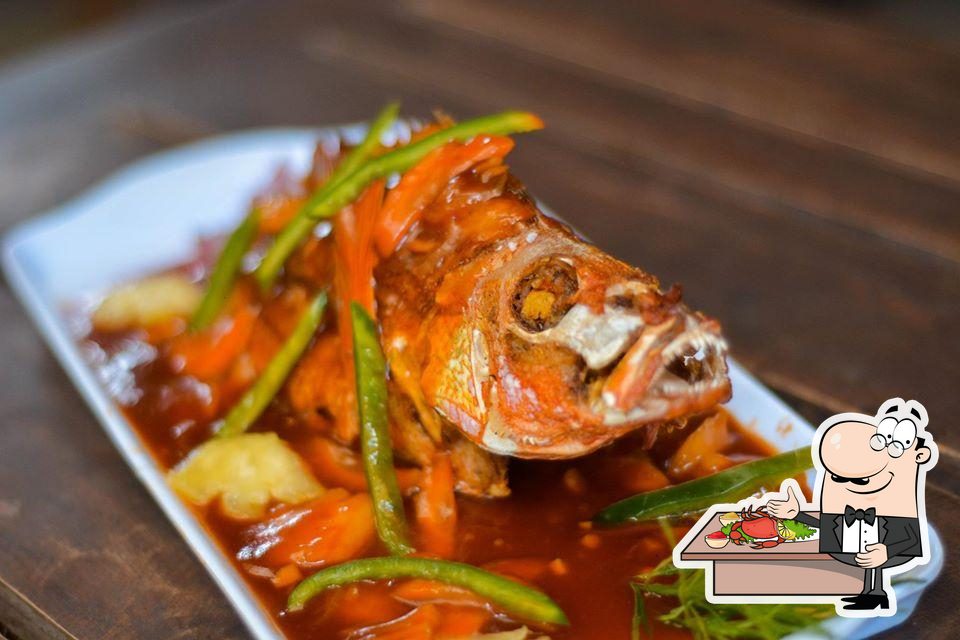 Boodle Fight Resto & Bar, El Nido, Laule'a Hostel Rizal Street ...