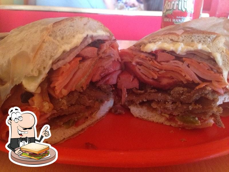 Tortas El Chino restaurant, Pachuca, LUIS DONALDO COLOCIO 205 ...