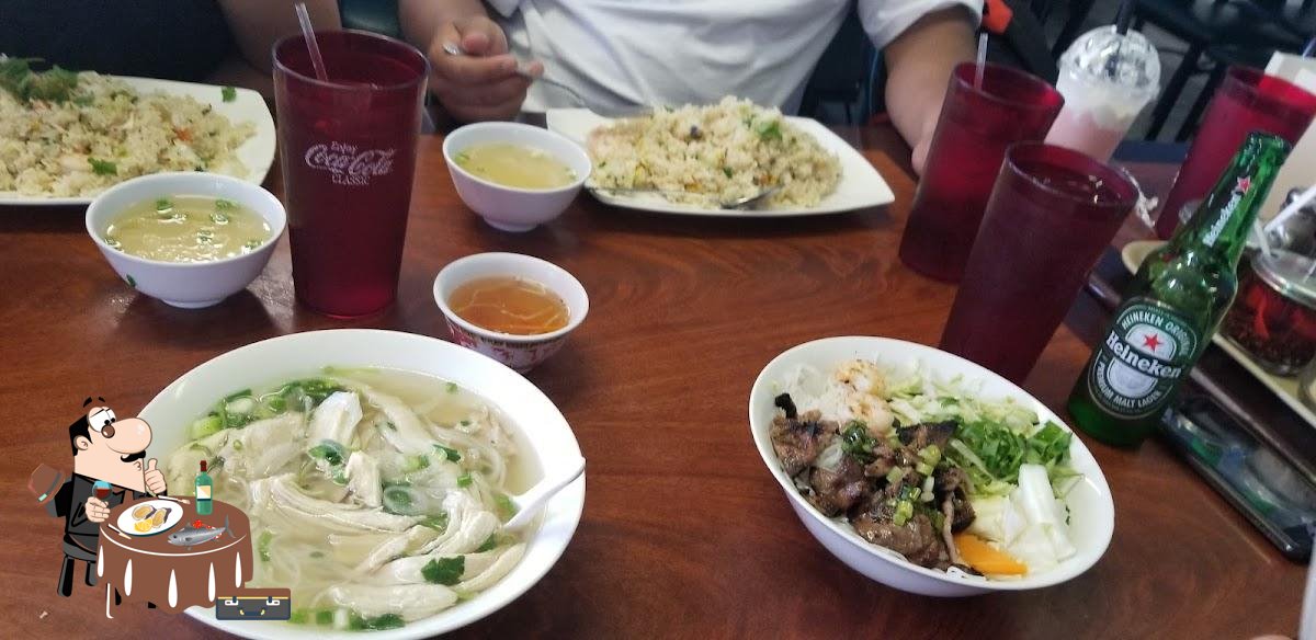 Phở Paradise Restaurant, 1848 N First St in Fresno - Restaurant menu and reviews
