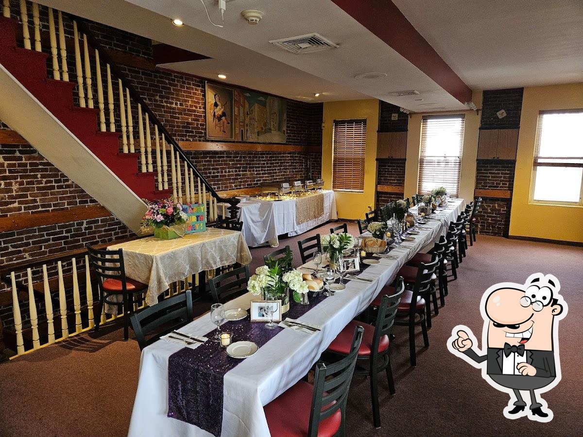 IV Seasons Restaurant, Lowell - Restaurant menu, prices and reviews