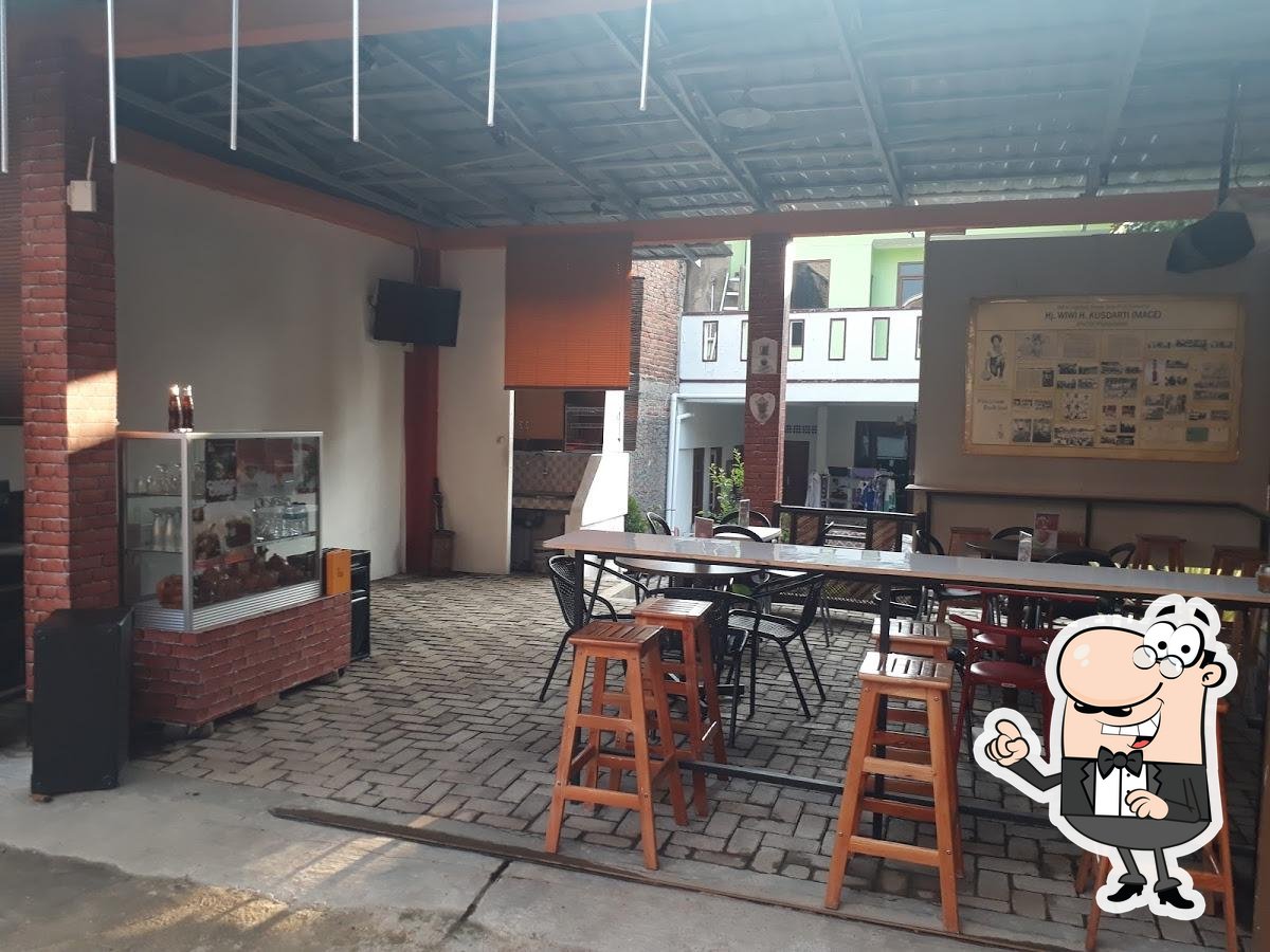 rumah mace cafe and resto, Padalarang - Restaurant reviews