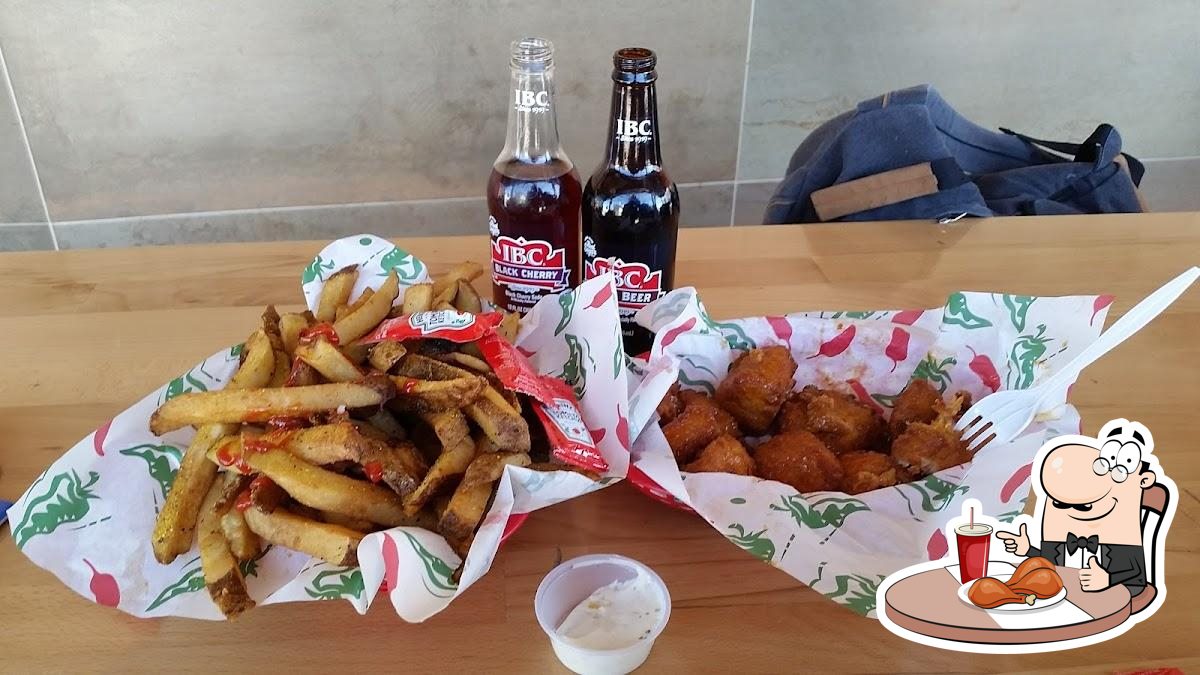 Alitas To GO restaurant, Ciudad Juarez, C. Melquiades Alanís 6403 ...