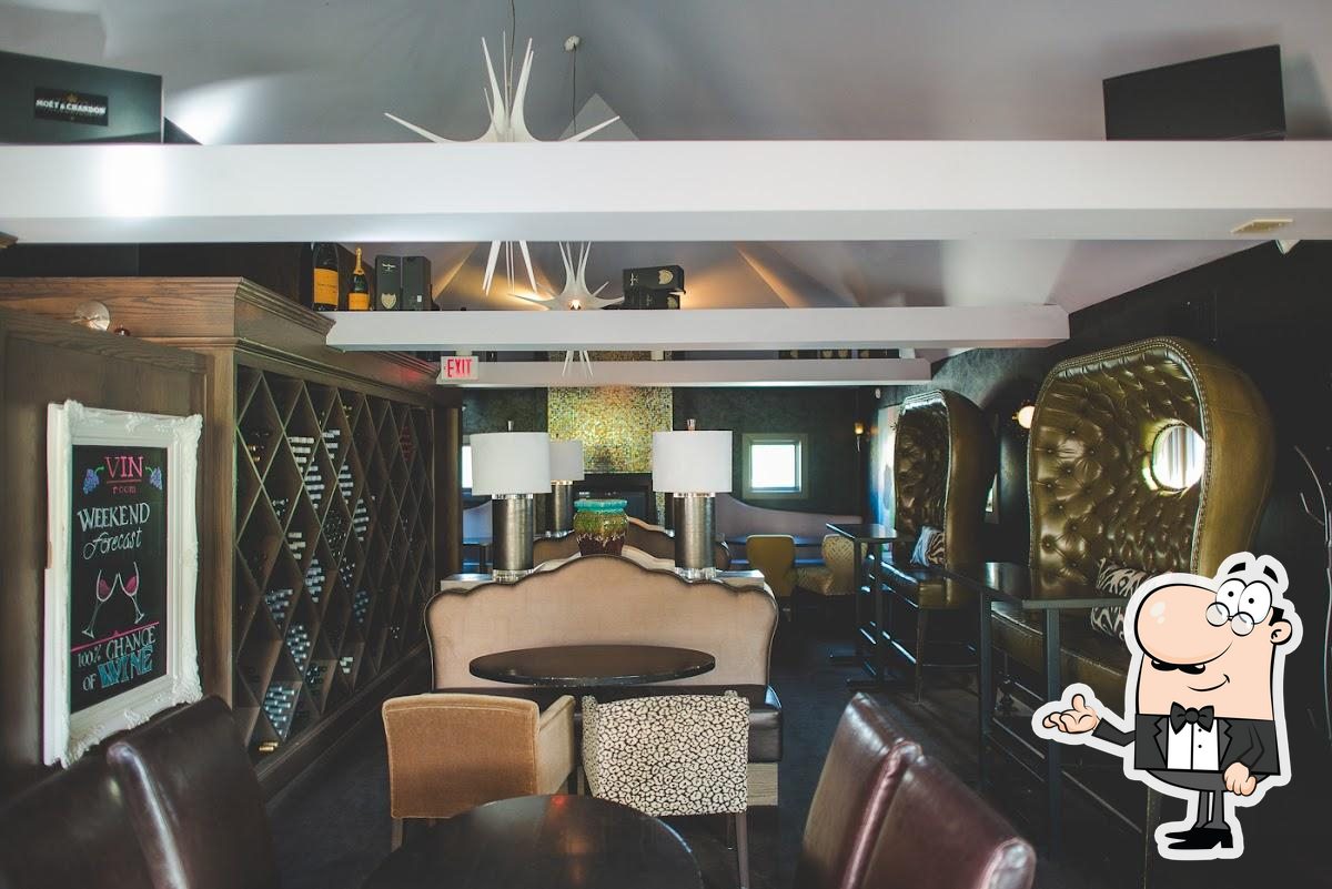Vin Room Mission, 2310 4 St SW in Calgary - Restaurant menu and reviews