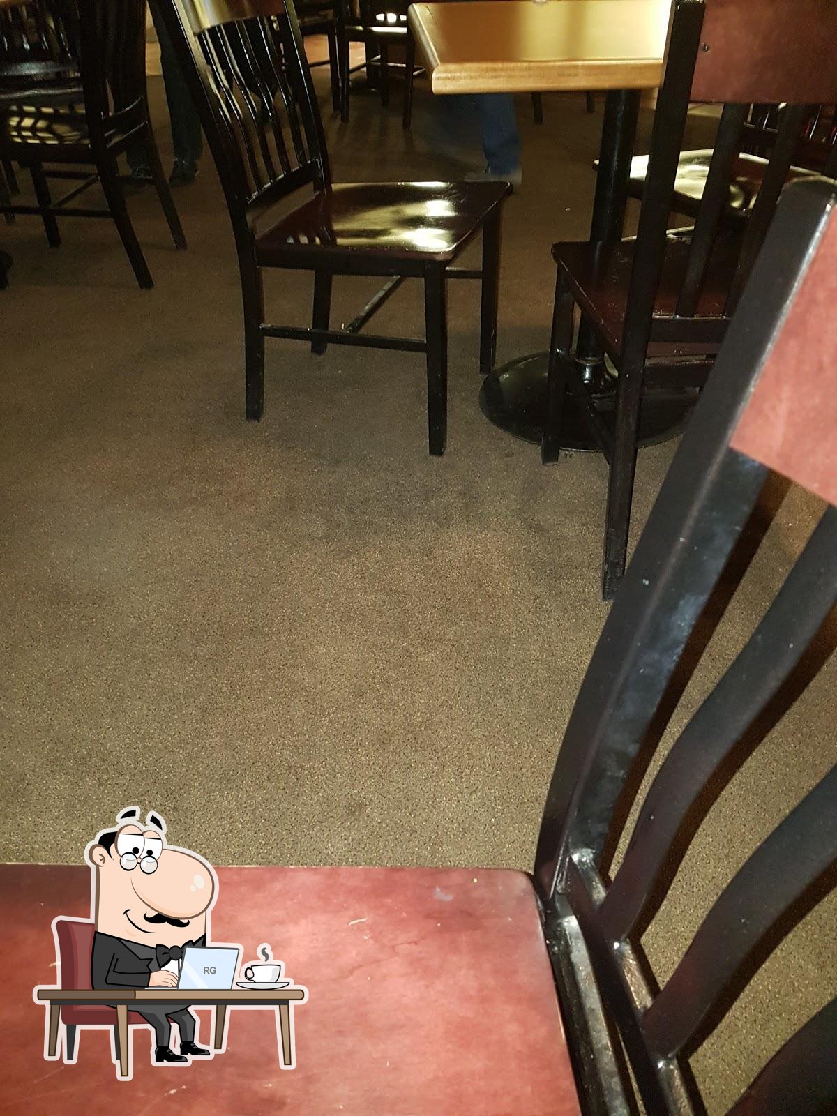 Broken Rack Billiards, Regina - Restaurant menu, prices and reviews