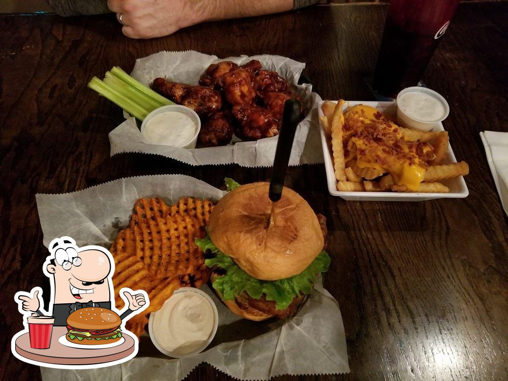 Savage's Ale House in Muncie - Restaurant menu and reviews