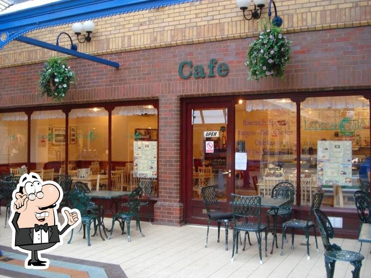 Express Cafe - Newtown, Newtown - Restaurant menu, prices and reviews