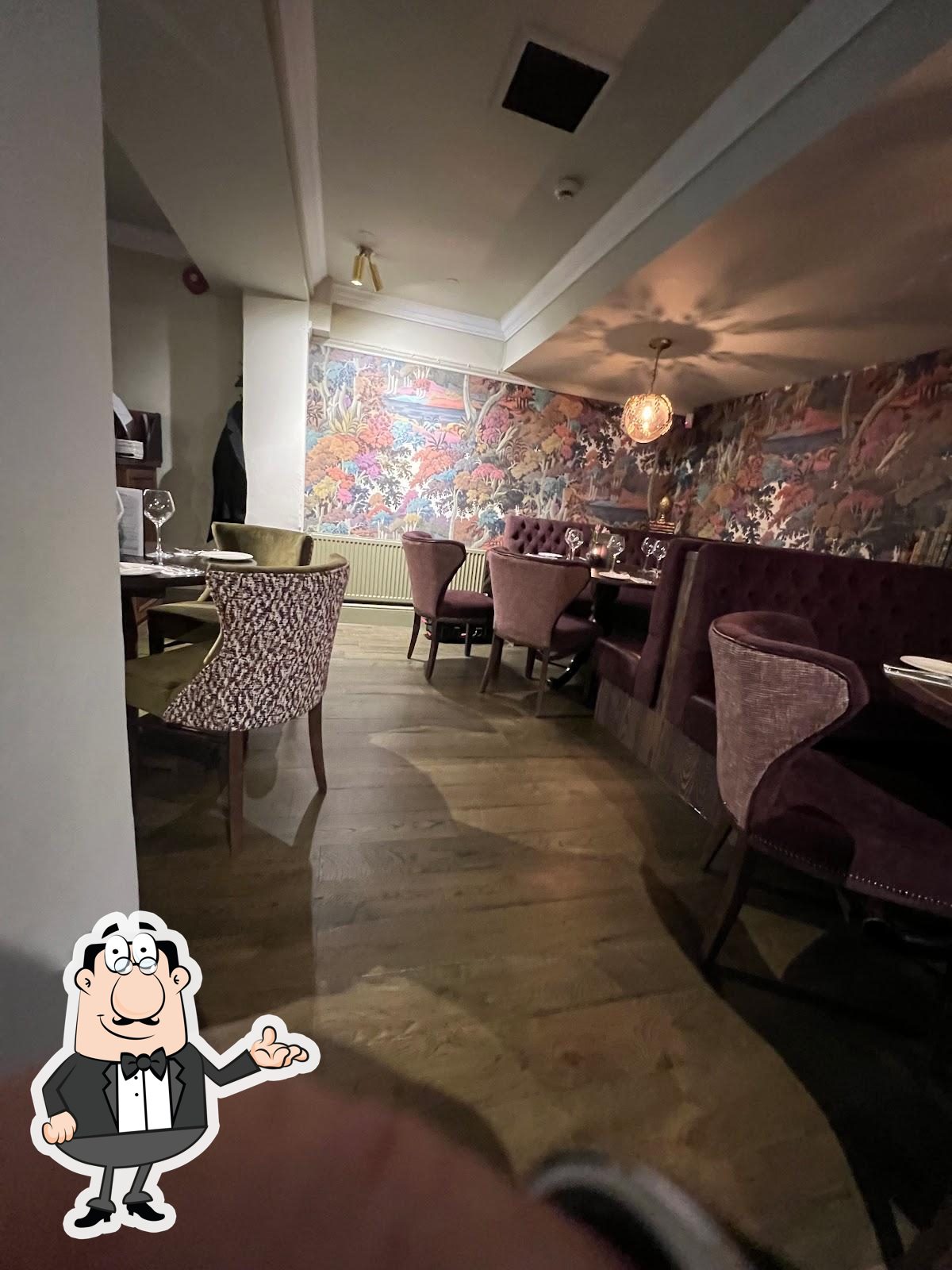 Cromwell Cottage Northampton, Northampton - Restaurant menu, prices and ...