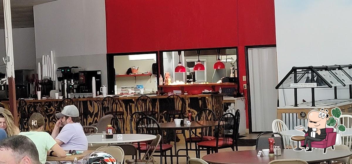 MAK Daddy’s Old Town Meet ‘n Eat in Dover - Restaurant reviews