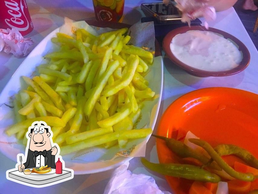 Strawberry Corner Cafeteria, Dubai - Restaurant reviews