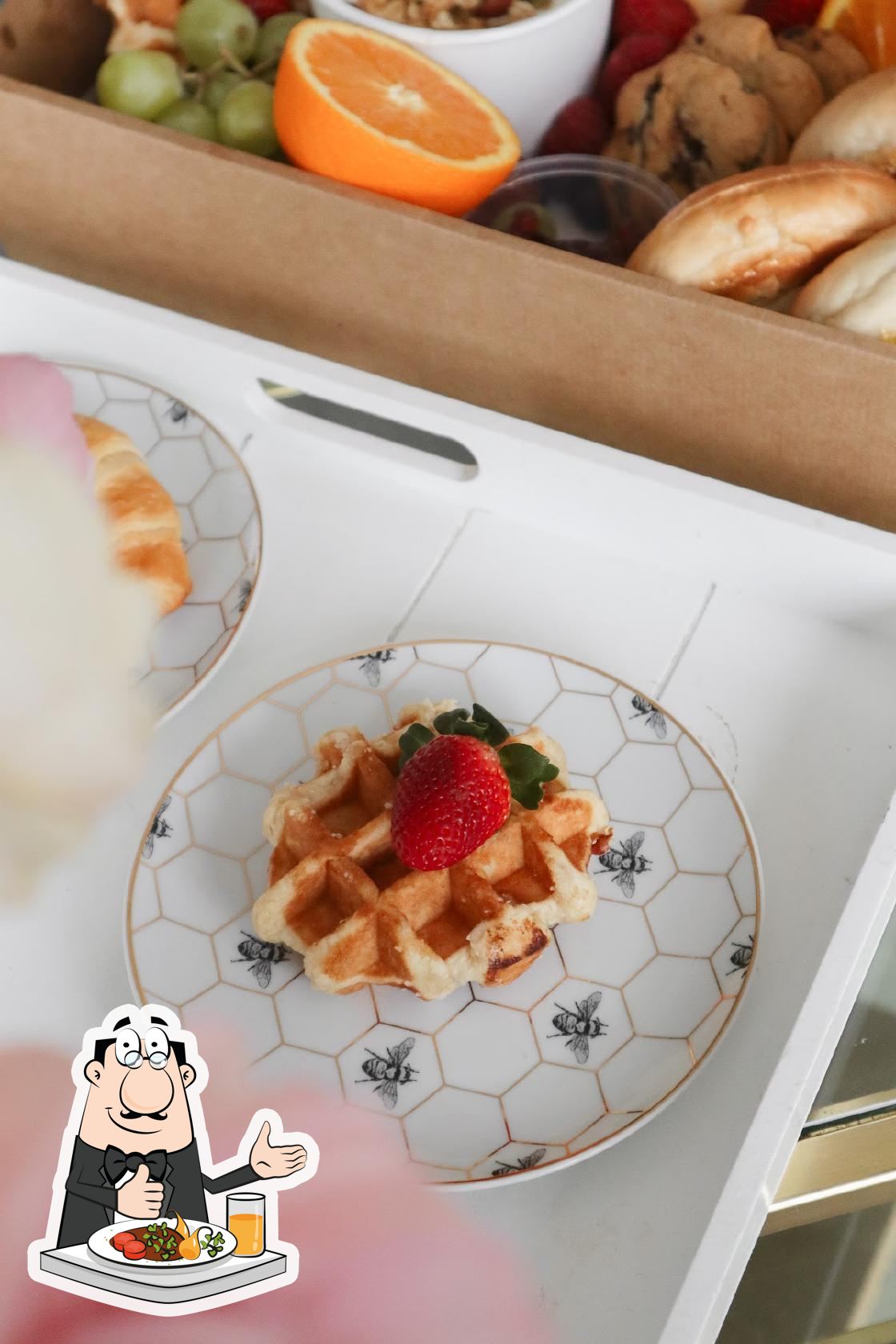 Snow White Bakery, 256 McKinnon Rd in McKinnon - Restaurant reviews