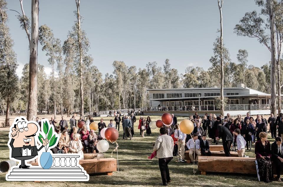 THE TIMBERCUTTER Riverside Bar + Function Venue in Mathoura ...
