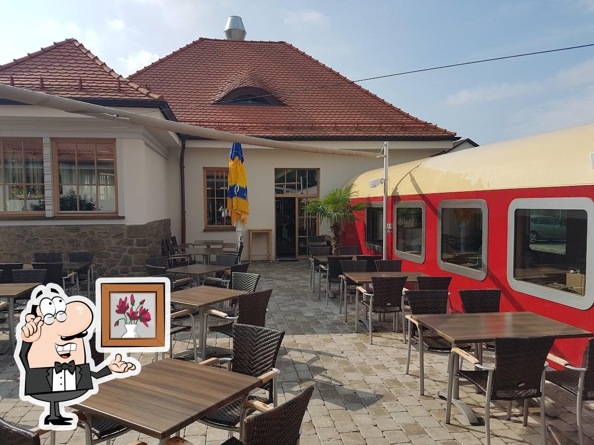 Café Waffel & Werksverkauf Otto Beier Waffelfabrik GmbH, Miltach ...