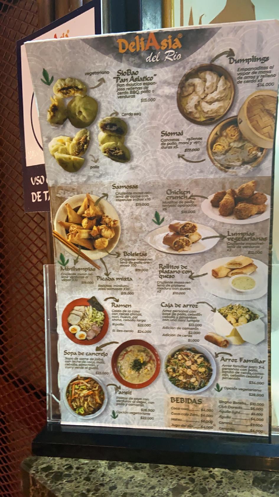 Menu at DELIASIA Caimán del Río restaurant, Barranquilla