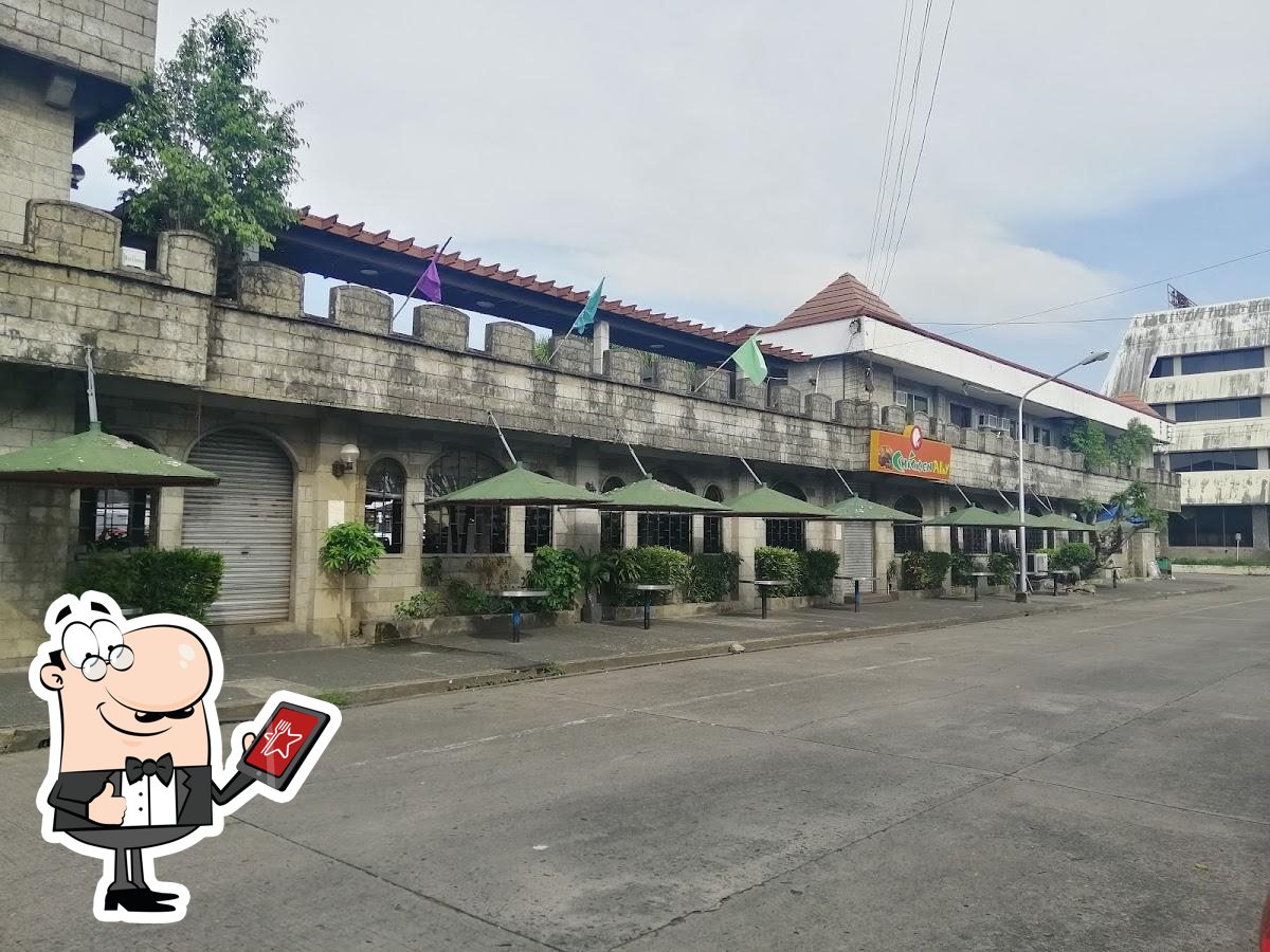 Goldenfield Chicken Alley restaurant, Bacolod, JWXQ+V7C - Restaurant ...