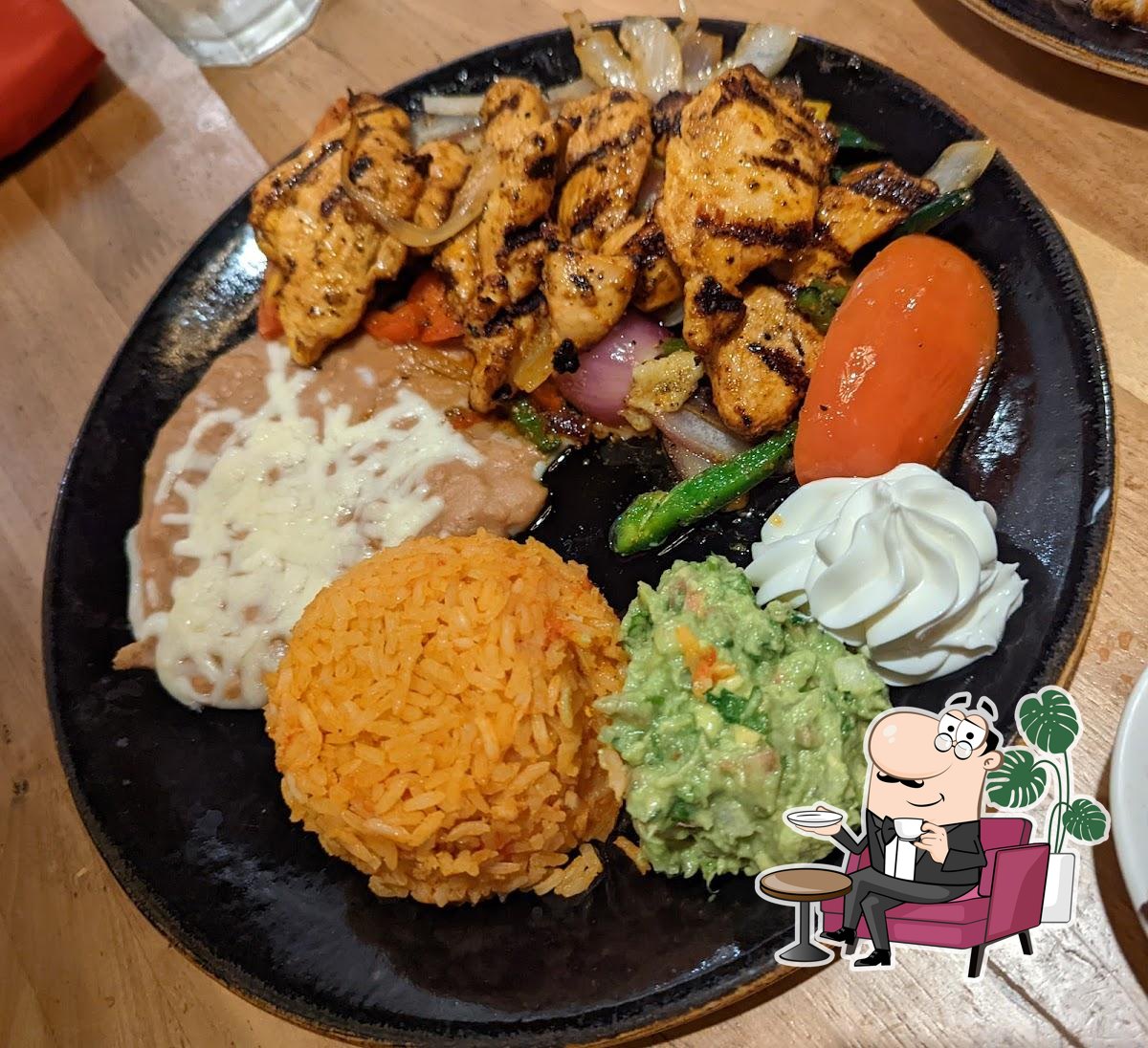 Caló Kitchen + Tequila in El Segundo - Restaurant menu and reviews