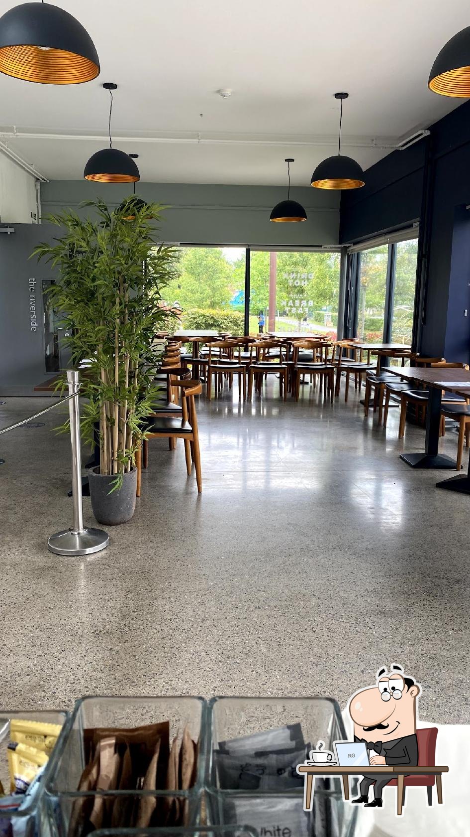 Hook & Ladder Croom, Croom - Restaurant menu, prices and reviews