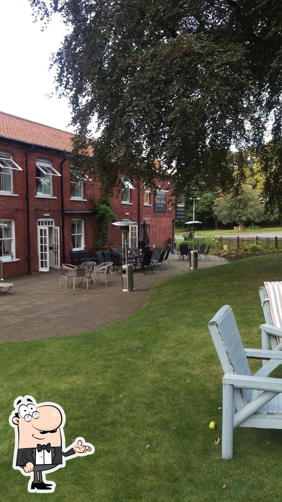 The Red Lion Coaching Inn, Redbourne - Restaurant menu, prices and reviews