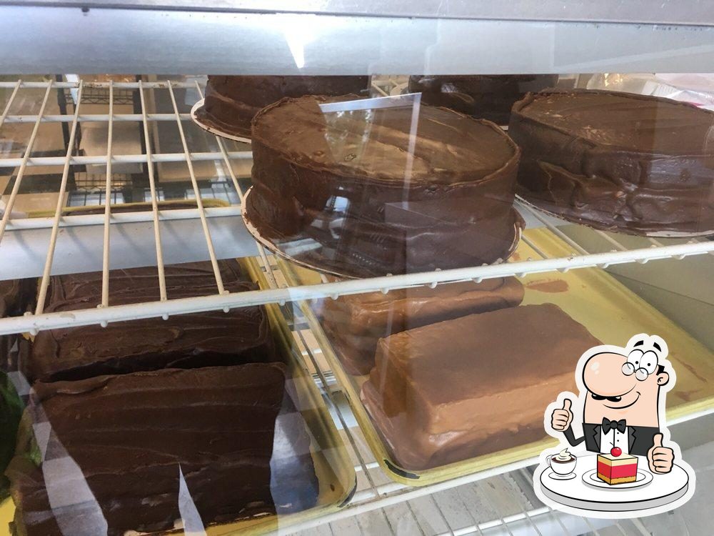 Rhodes Bakery in Roswell - Restaurant menu and reviews