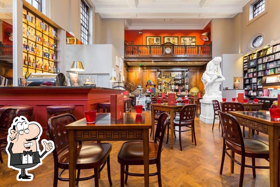 The Swan Bar in London