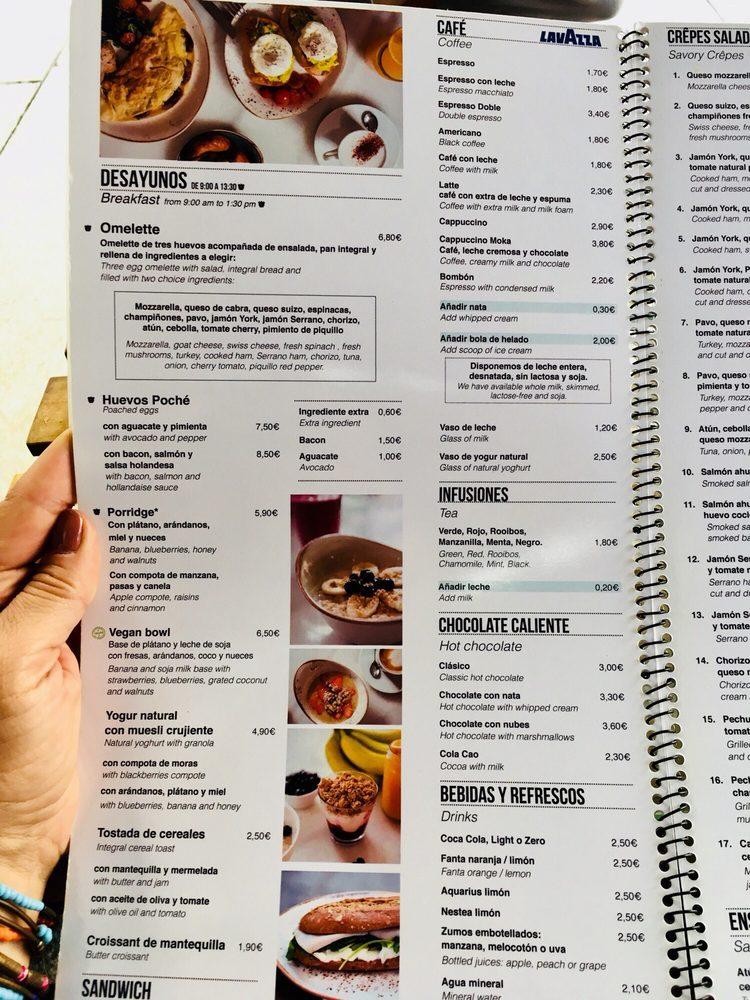 Menu at Mimi's Creperia cafe, Madrid